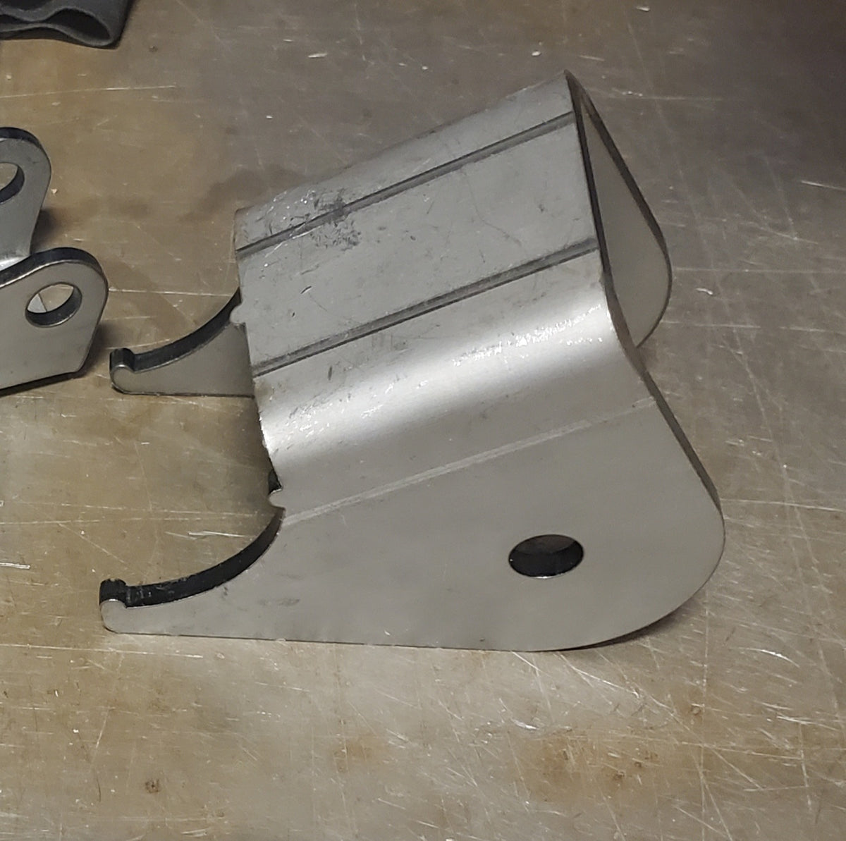 Front Lower Control Arm Brackets for XJ, TJ, ZJ – StinkyFab